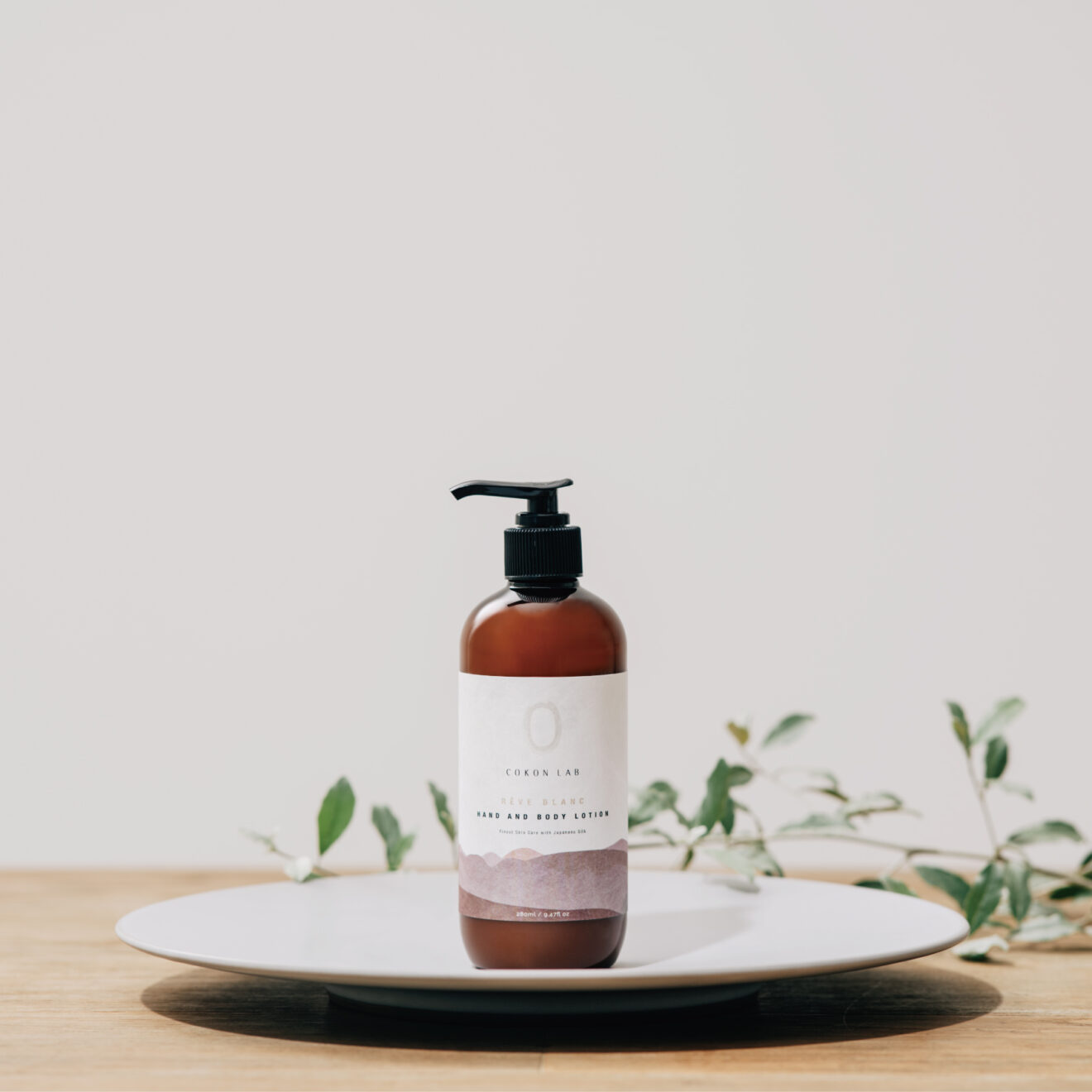 やまがシルク 保湿力20倍のハンド＆ボディローション 280ml ＜COKON LAB＞ [熊本] | afugi (オウギ) -日本製の生活雑貨を産地から届ける通販サイト-