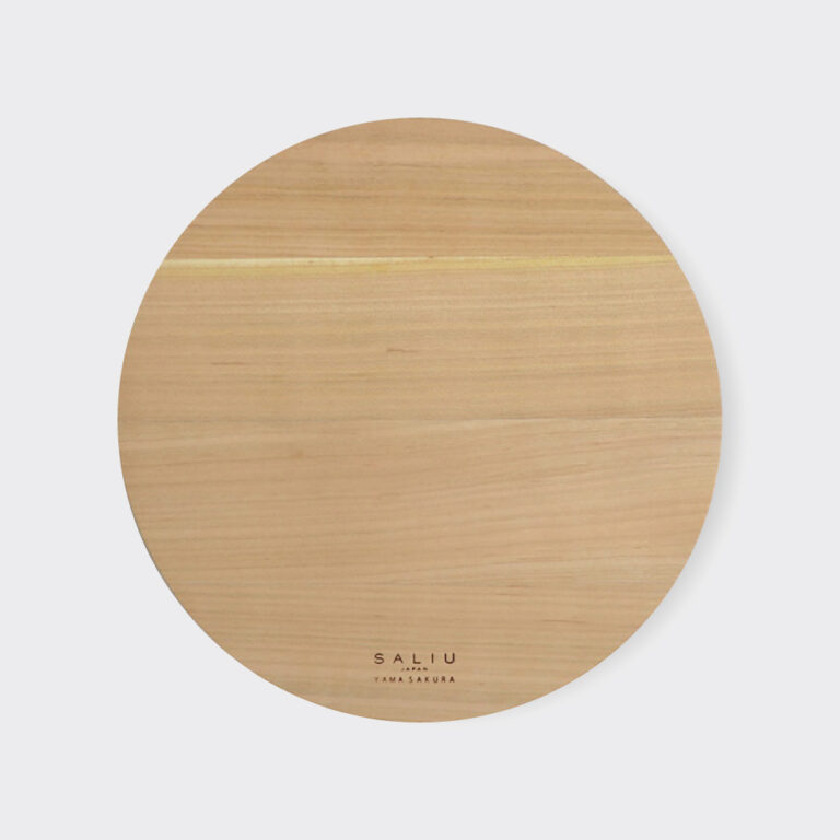 付知山桜 | 丸いまないた SALIU 耐久耐水で硬く丈夫な山桜の丸いまな板 [岐阜] | afugi (オウギ) -日本製の生活雑貨を産地から届ける通販サイト-